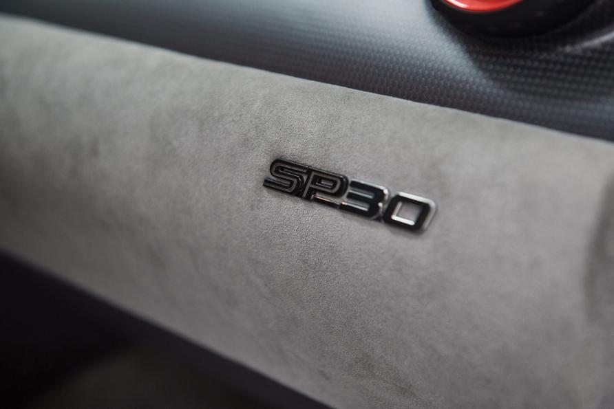 Ferrari SP30 als eerste SP-auto te koop - TopGear Nederland