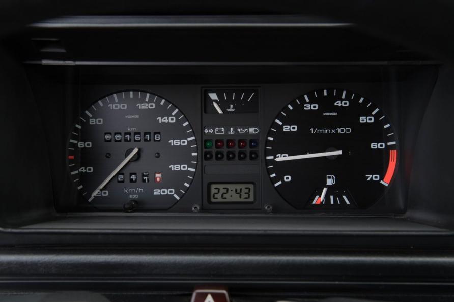 Gloednieuwe Volkswagen Golf 2 te koop - TopGear Nederland