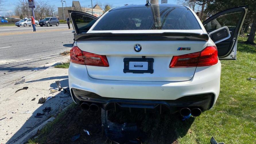 Gloednieuwe BMW M5 crasht na enkele minuten - TopGear Nederland