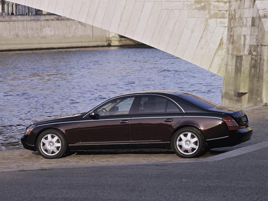 Mercedes werkte aan een 12-liter V24 voor Maybach - TopGear