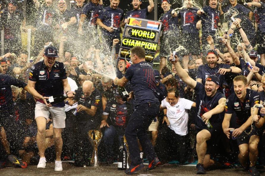 Verstappen kampioen in Japan? Zoveel punten moet hij nog uitlopen