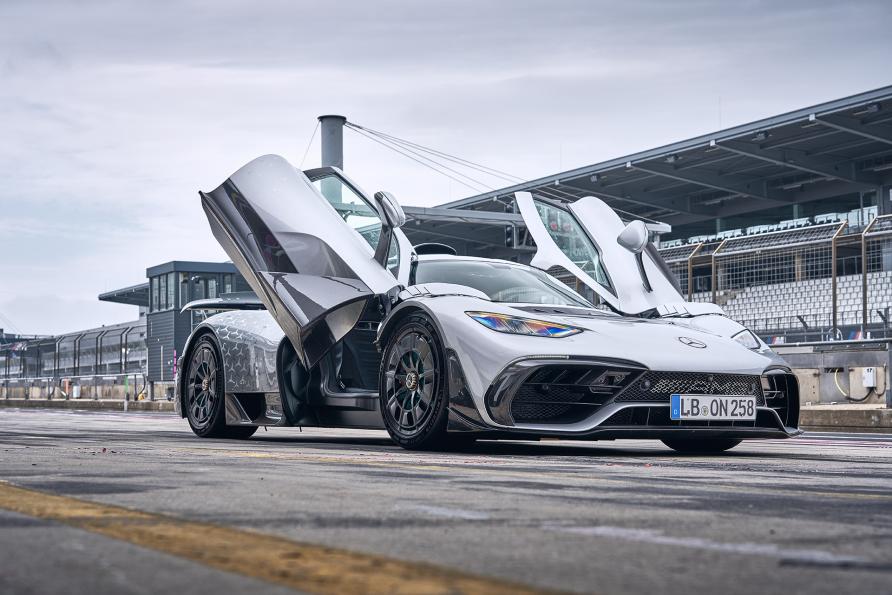 Dit is de nieuwe auto van F1-analist Christijan Albers - TopGear