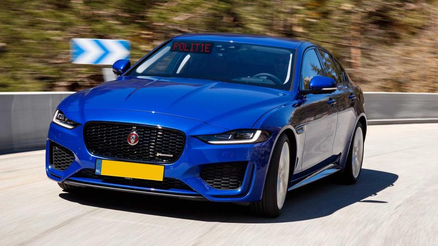 Wist je dat de Nederlandse verkeerspolitie in Jaguars rijdt?