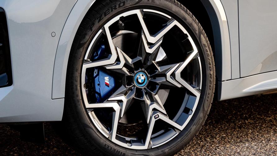 BMW iX2 review: Voegt de minder praktische SUV wat toe? - TopGear