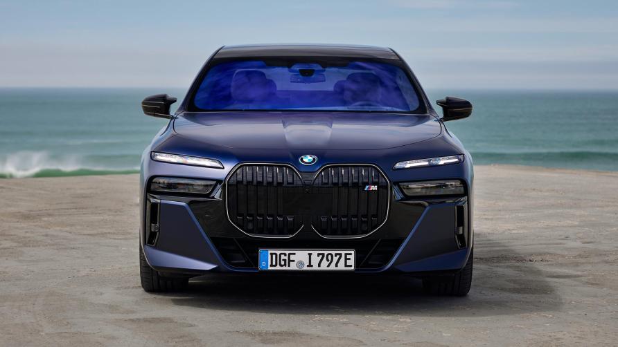 BMW i7 M70 xDrive review: Hoe rijdt de sterkste elektrische BMW? - TopGear