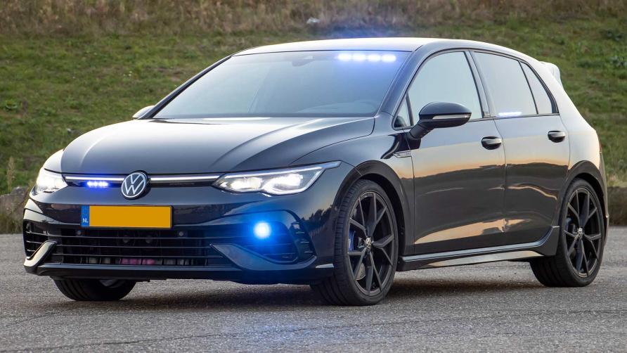 De politie rijdt ook de krachtigste VW Golf ooit