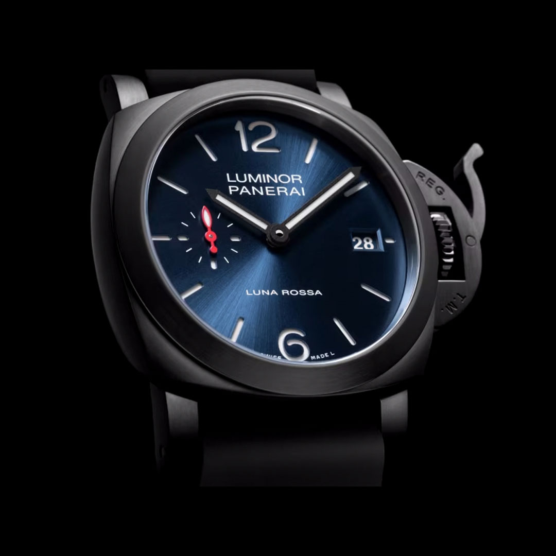 Panerai Luminor Quaranta Steel DLC Luna Rossa - Your Watch Hub
